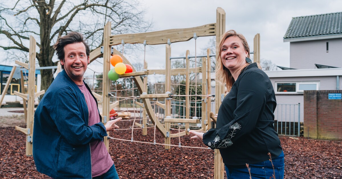 Goochelaar Steven Kazàn opent vernieuwd schoolplein in Silvolde, maar ...