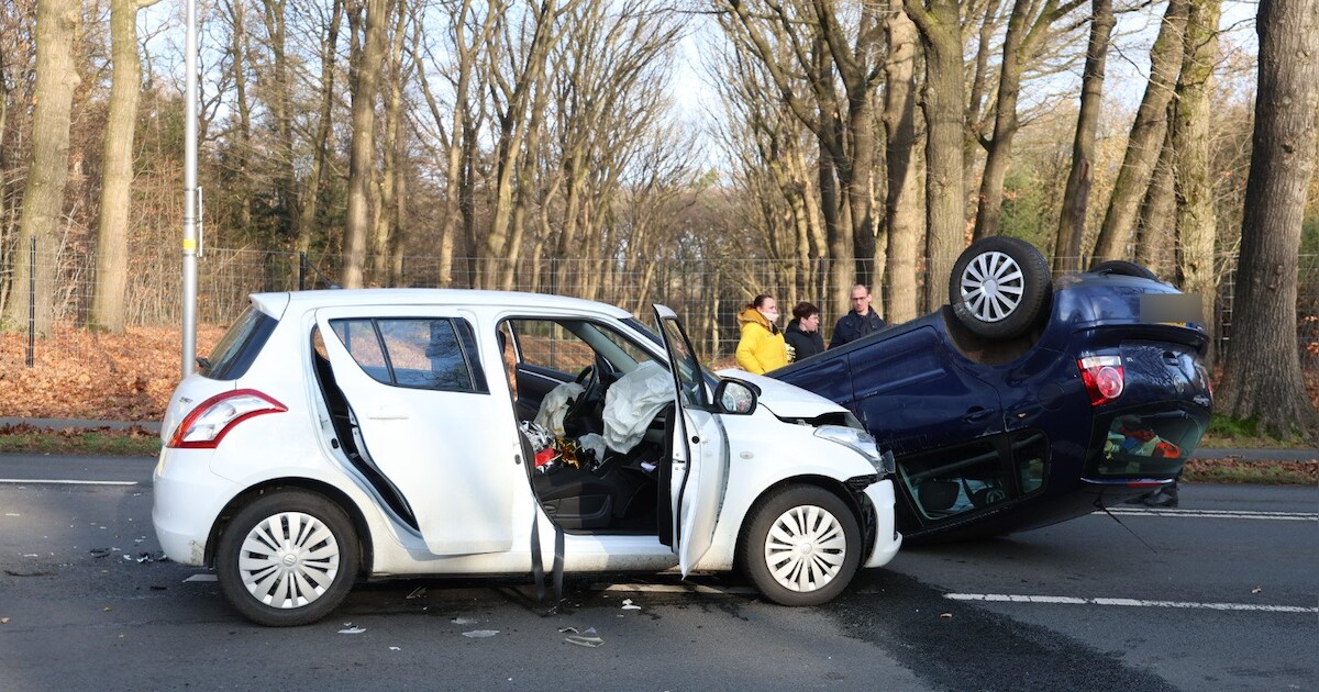 Auto slaat over de kop na botsing op kruising in Rozendaal | 112 nieuws ...