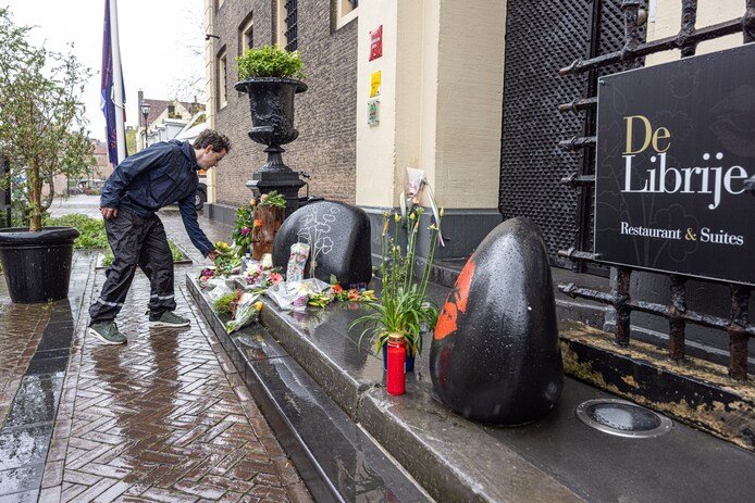 Bloemen voor overleden Jonnie Boer bij De Librije: ‘Hij was de Messi ...