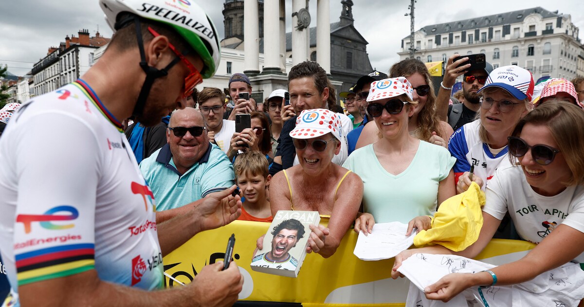 De afscheidsdans van Peter Sagan: ‘Als de paus dood is, komt er een nieuwe paus’ | Tour de ...