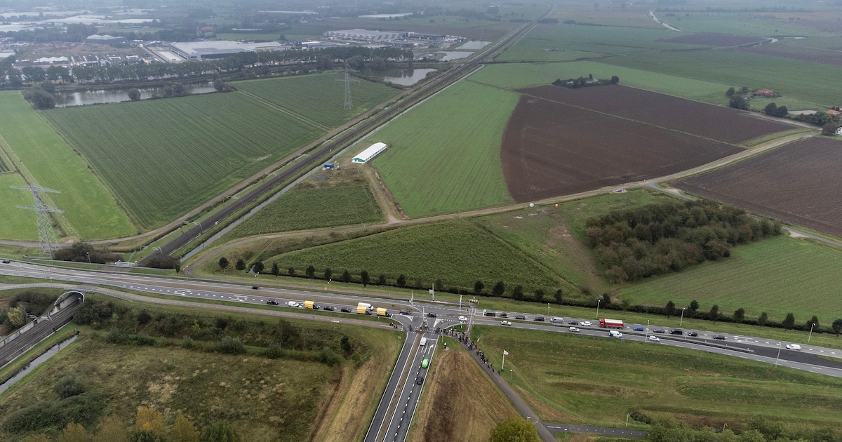 Wat betekent het nieuwe stuk A15 voor omwonende en automobilist? Een ...