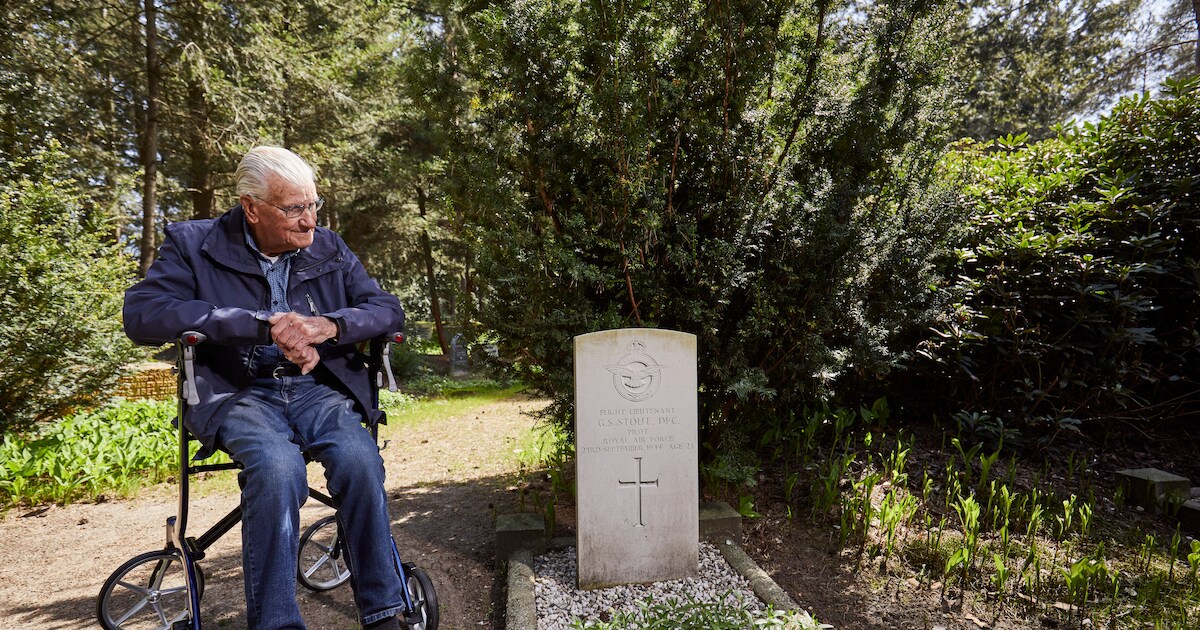 Als 16-jarige vond Gerard (94) een dode Engelse piloot: ‘Mijn ogen ...