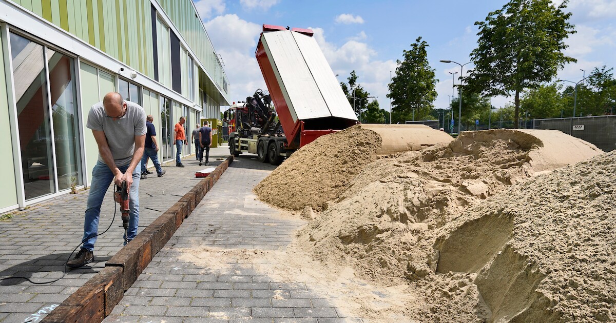 Wijchen heeft er (bijna) een beachvolleybalveld bij: ‘Ik heb de hele ...