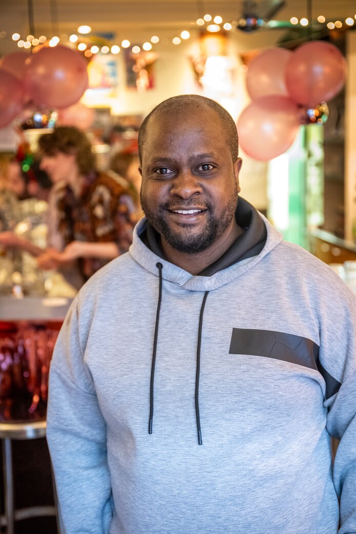 Hun leven als homoseksueel was in hun thuisland onhoudbaar, dankzij ...