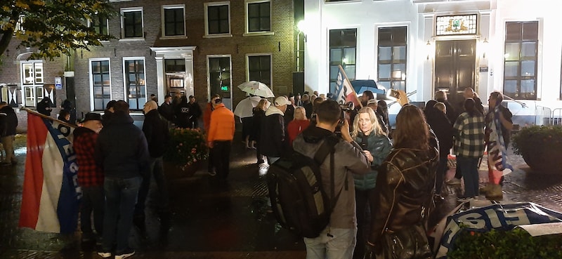Wereldpers strijkt neer in Aalten: zelfs Al Jazeera is erbij, ‘wat doen ...
