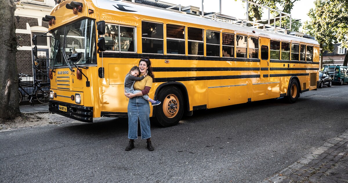 Mirjam wil koken én wonen in haar gele Amerikaanse schoolbus, maar waar ...