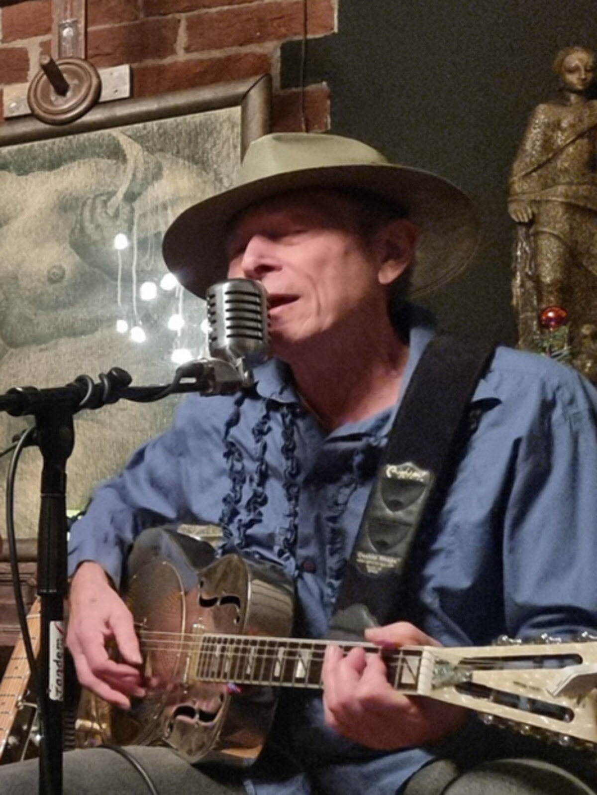 Mad Mill Blues Café in Groesbeek met Joop van Kesteren | Berg en Dal ...