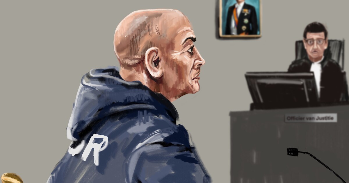 Man (45) steelt bankpassen van meerdere scholen: duizenden euro’s ...