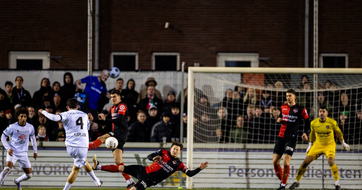 NEC heeft mazzelgoal en geweldige redding van Jasper Cillessen nodig om ...