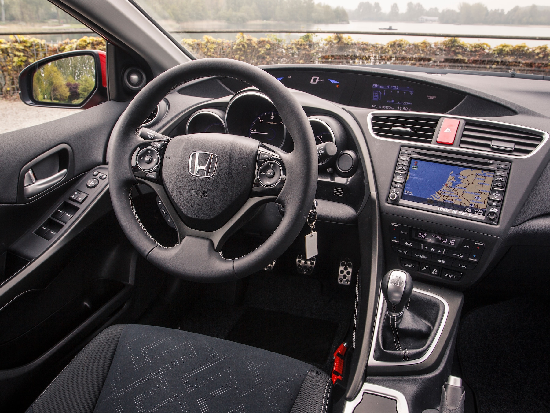 Dit zijn de regels voor het parkeren van caravans en campers op straat ...