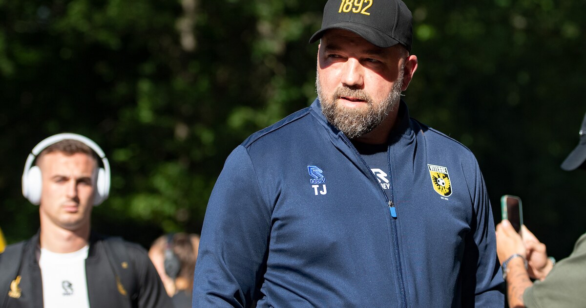 Theo Janssen gaat aan de slag in de jeugdopleiding van Vitesse | Sport ...