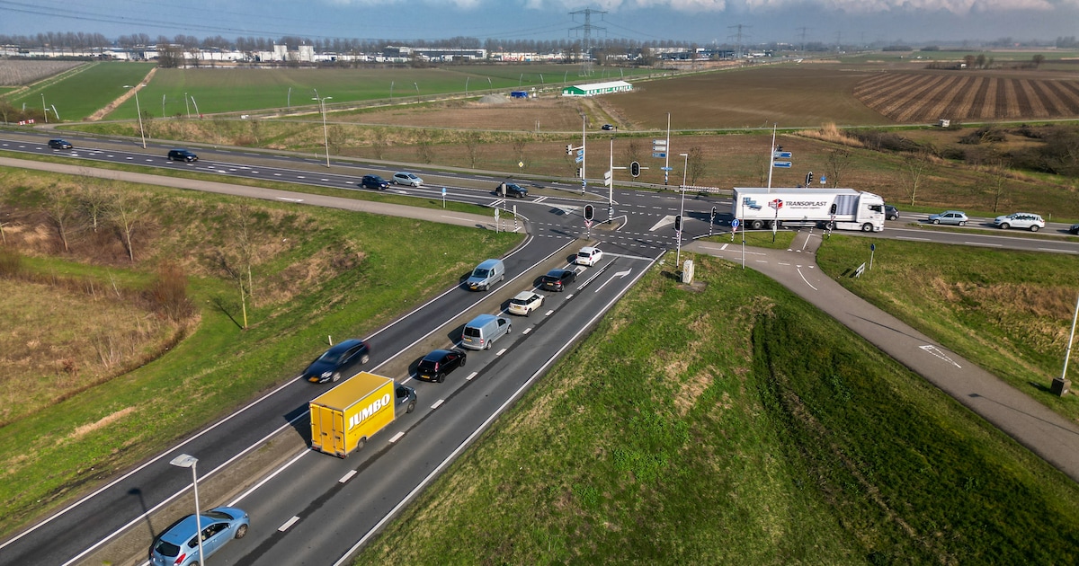 Aanleg A15 in vijf jaar tijd 1 miljard euro duurder geworden ...