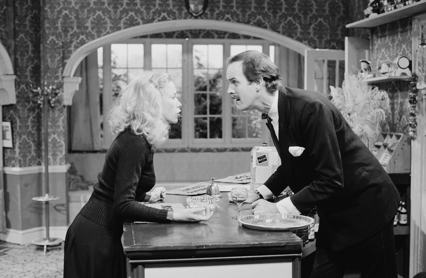 Komt Britse komedieserie Fawlty Towers nog weg met dezelfde humor als ...