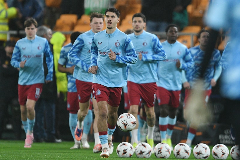 LIVE Europa League | Feyenoord lijkt bezig aan kansloze missie in ...