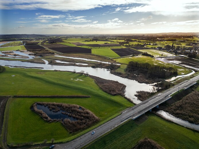 Volle sloten en natte weilanden, moeten we weer vrezen voor natte ...