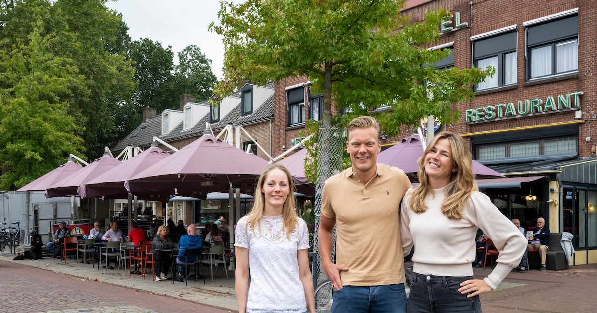 Wisseling van de wacht in het Wapen van Elst; na 77 jaar draagt de ...