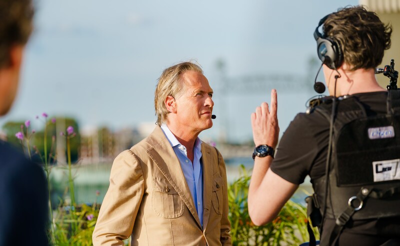 Jort zit omhoog met peperdure Van Moof en Yolanthe koestert ‘lieve mama ...