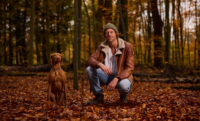 Nadat zijn vrouw sterft aan kanker, wordt Emil (44) weer verliefd: ‘Dat ...