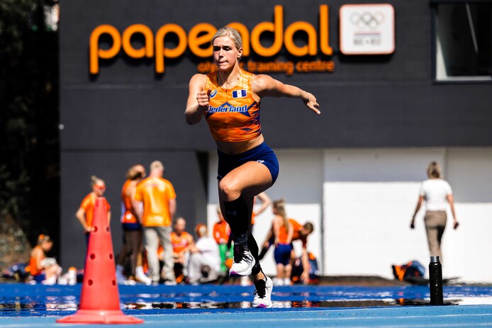 Zara komt erachter dat ze er iedereen uit kan rennen | Columns Frans ...