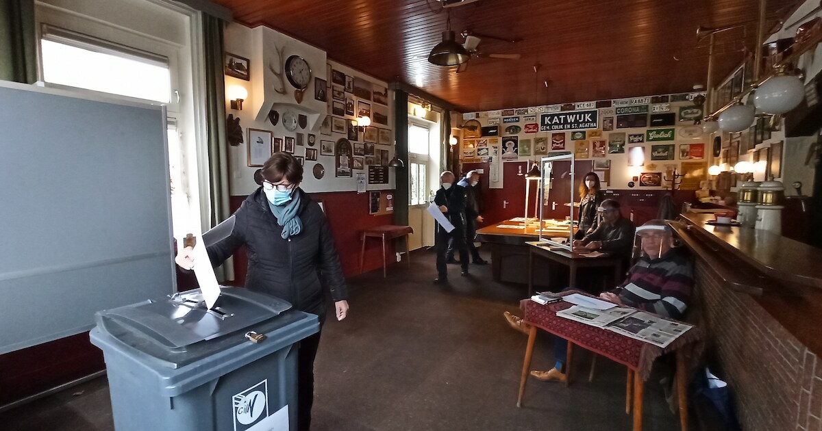 Café Van Kempen langer open vanwege verkiezingen, maar een biertje ...