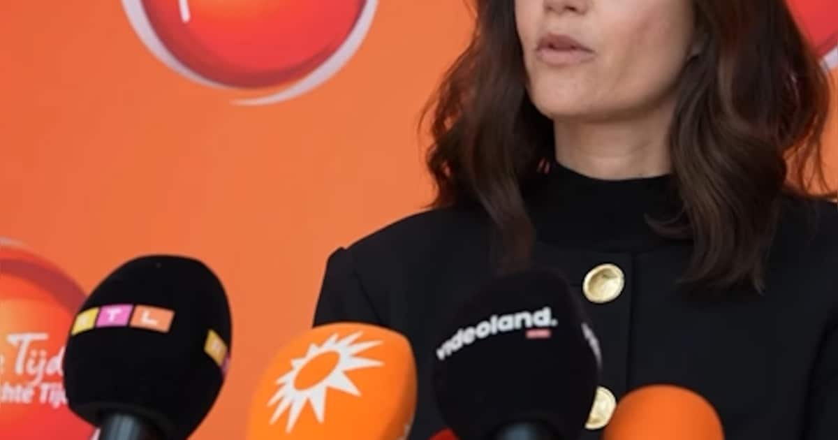 Nina Sanders kondigt in koninklijke speech zomercliffhanger GTST aan ...