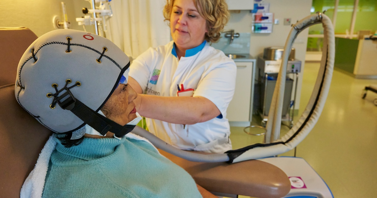 Waarom veel patiënten kiezen voor de pijnlijke hoofdhuidkoeler tijdens ...