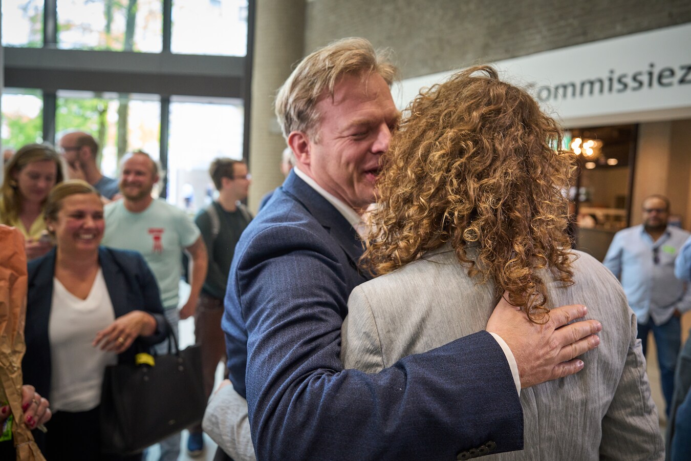 Omtzigt vertrekt vandaag uit de politiek: 'Mensen hadden hem beter ...
