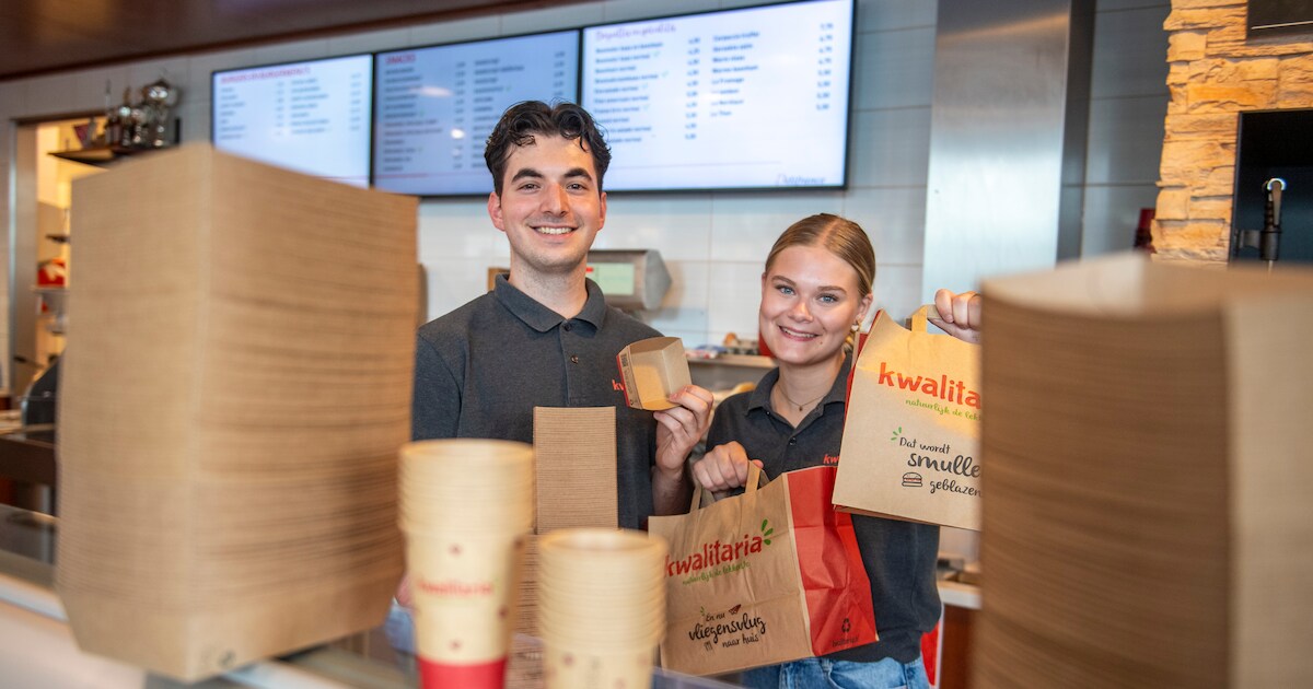 Plastic of kartonnen bakjes, een patatje in Twente wordt hoe dan ook ...
