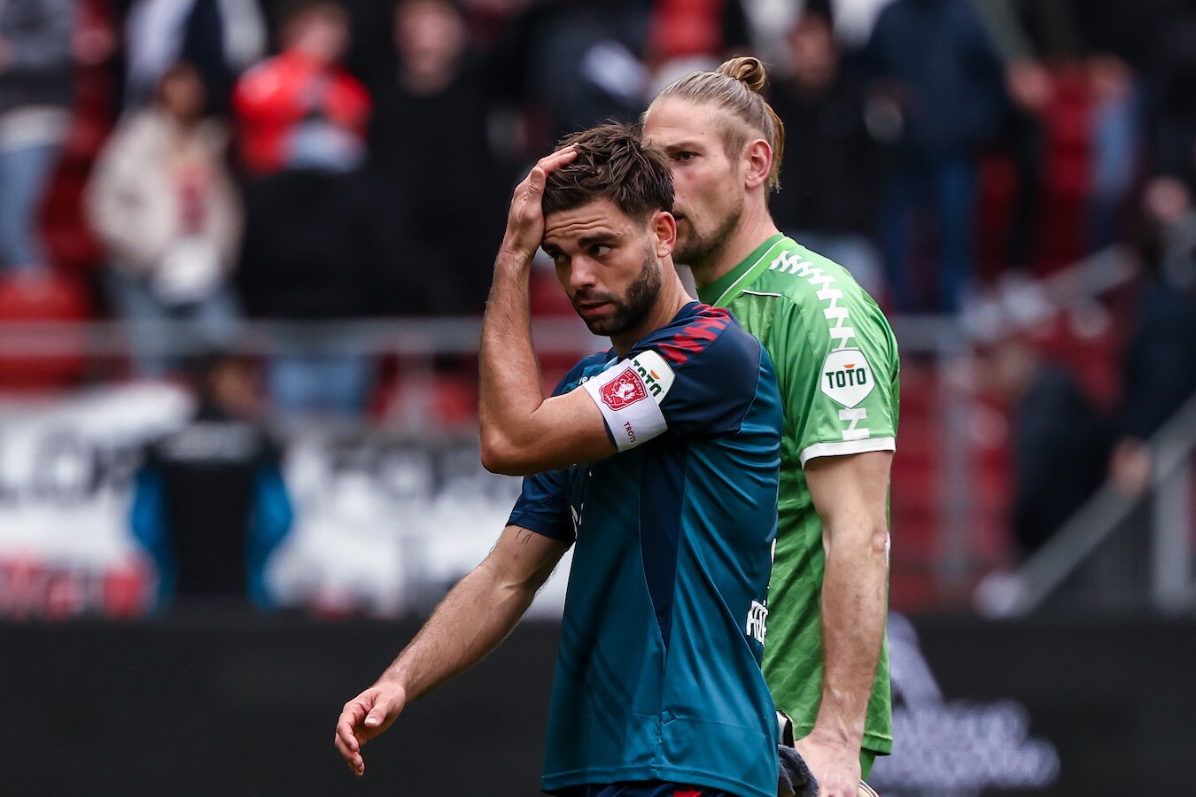 Het houdt maar niet op met het onheil voor FC Twente in uitduels | Foto ...