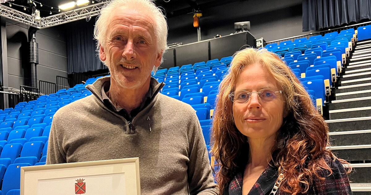 Zilveren Draagspeld voor Wijchense sport- en cultuurman Piet Zwinkels ...