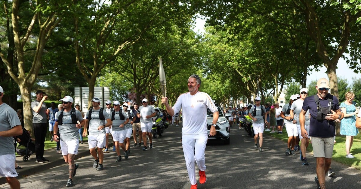 Bavelaar rent met de olympische vlam: ‘Heel bijzonder’ | Brabant ...