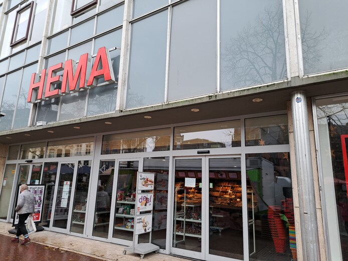 Hema in Nijmegen dicht door stroomstoring, onduidelijk wanneer winkel ...