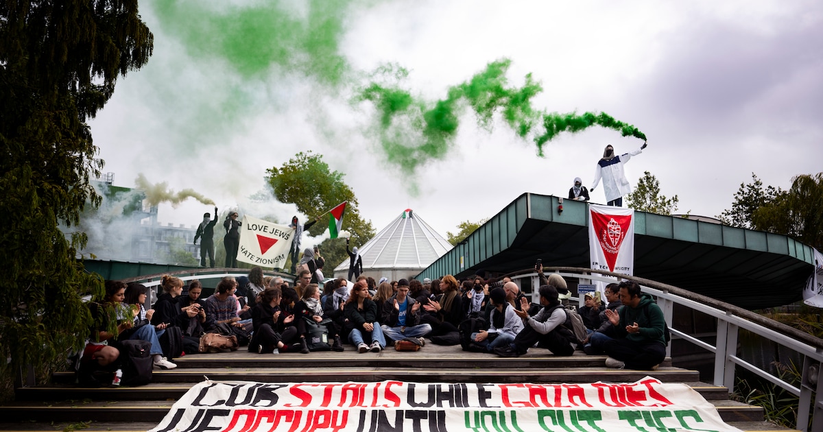Nieuwe demonstratie na vertrek Harry Pettit: ‘Meest mondige medewerker ...
