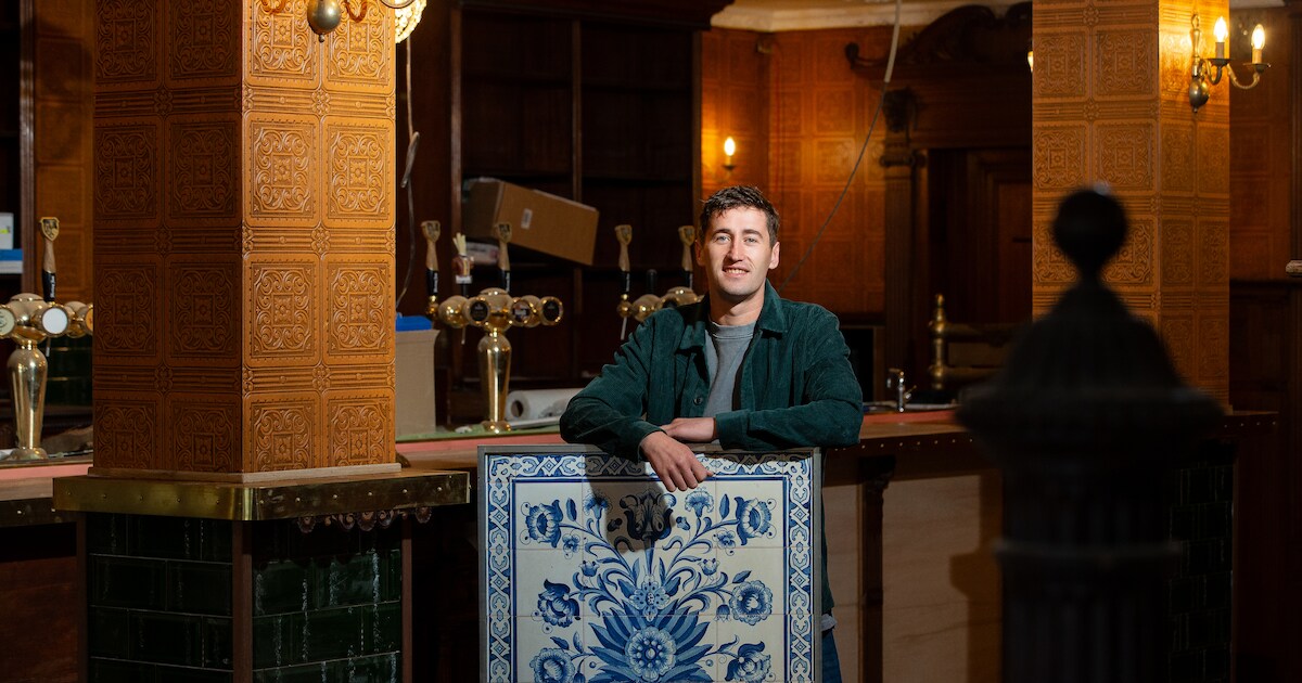 Bekend duo begint café in zeer prominent pand in dit dorp: biljart ...