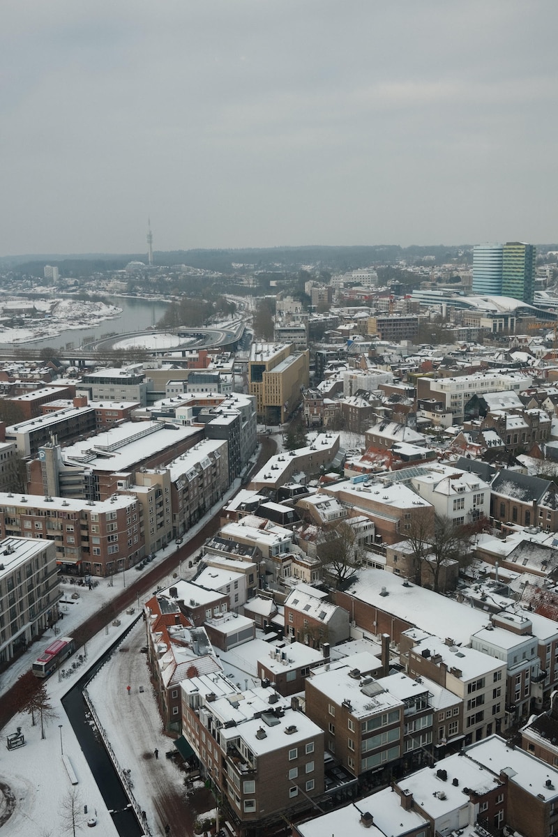 LIVE Sneeuw | Pak sneeuw op komst • Storm Goretti onderweg naar ons ...