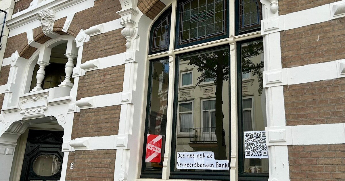 Geen bord voor je kop! In deze Utrechtse straat hangt een geheimzinnige ...