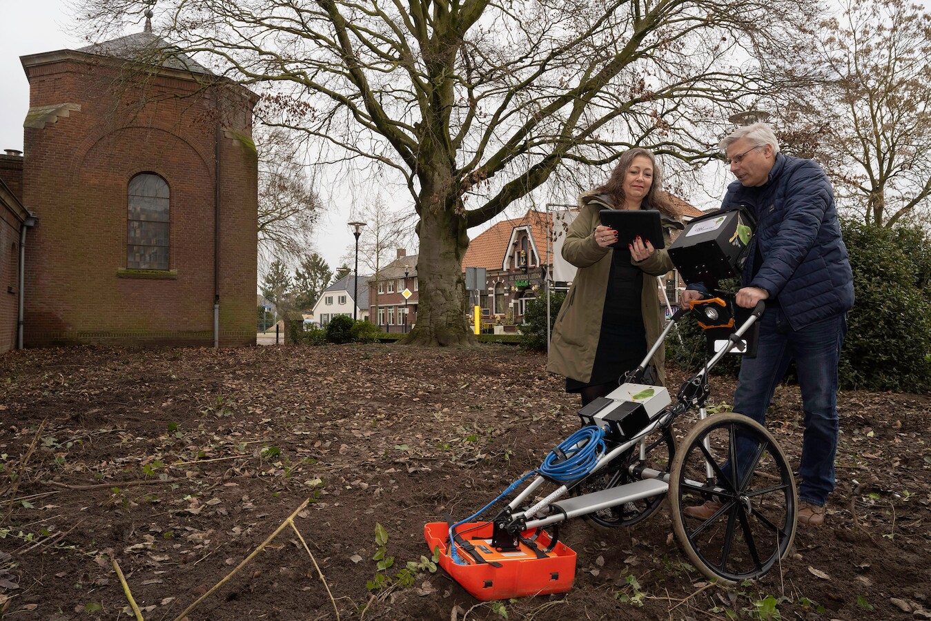 Frits is bomenspecialist: ‘Iedere boom heeft een eigen karakter’ | Foto ...