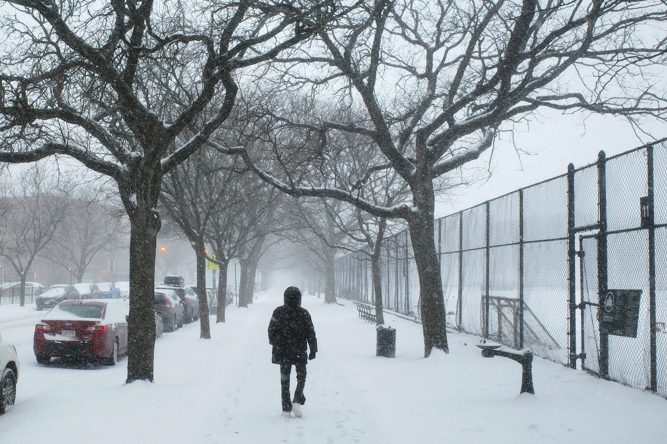 ‘Monsterstorm’ legt openbare leven in oosten van Verenigde Staten plat ...