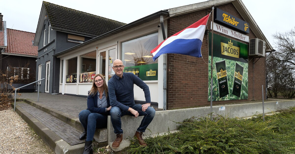Uitverkoop wordt onverwacht succes: Grenswinkel De Hut gaat eerder ...