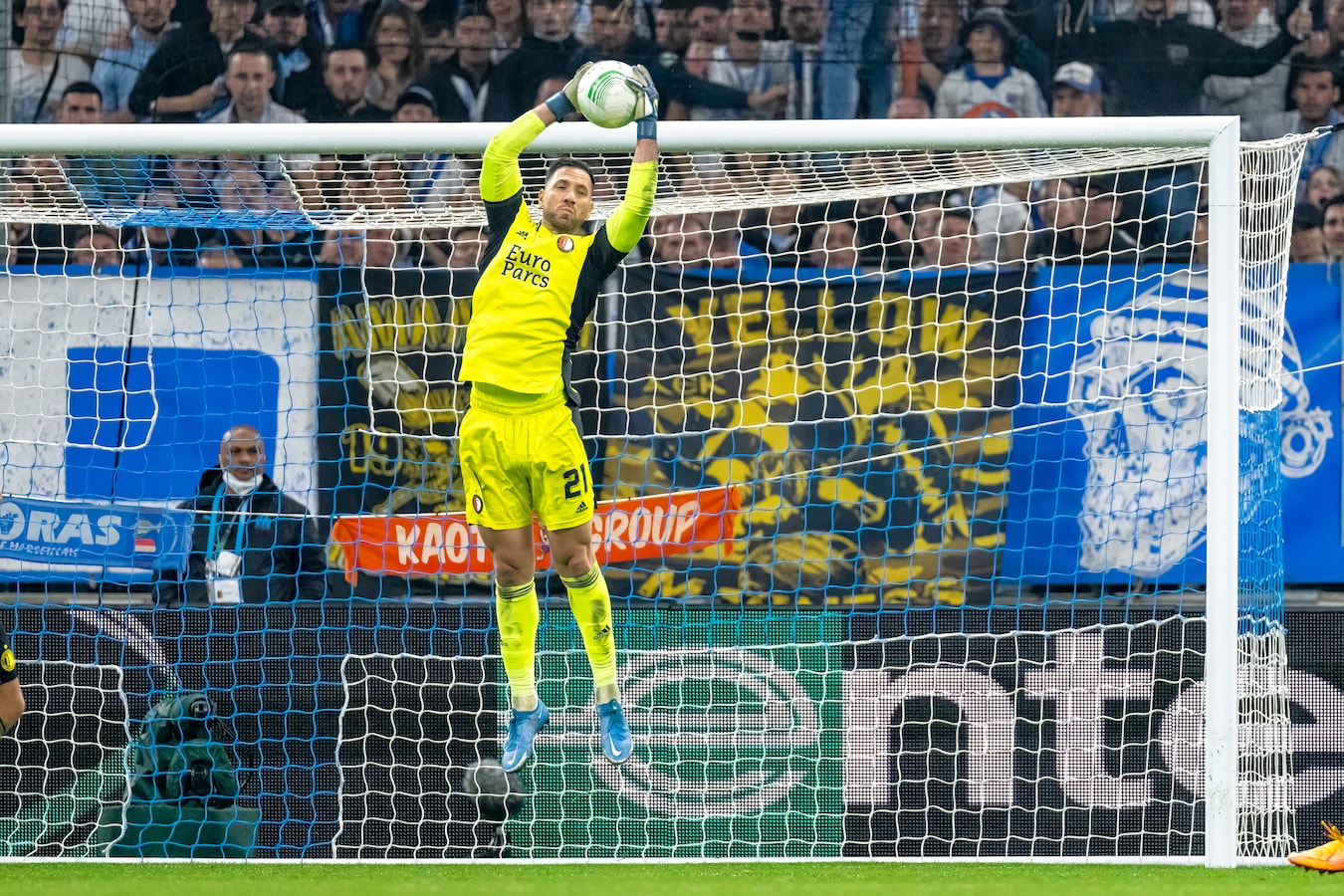 Wie is Feyenoord-doelman Timon Wellenreuther? ‘Hij kan bijna als een ...