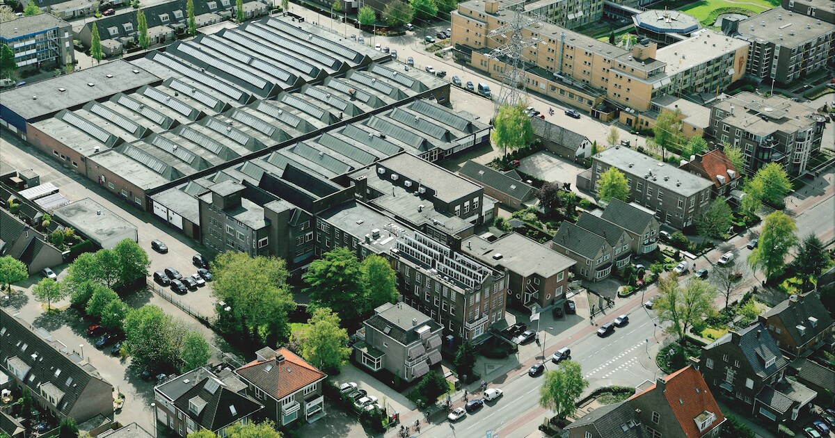 AM neemt na Enka-wijk Ede nu ook terrein Ritmeester- fabriek in ...