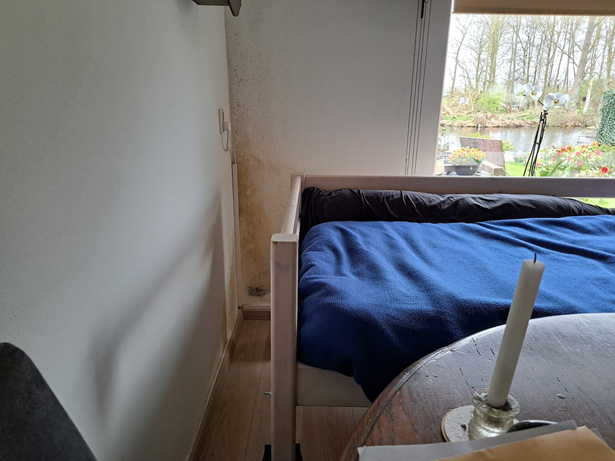 Naast miljoenenvilla’s staan huizen met schimmel en ratten: ‘Jullie ...