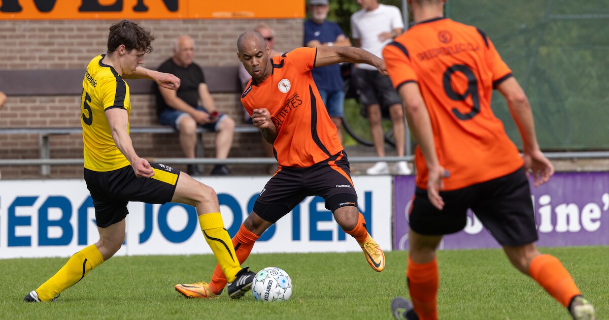 Subtoppers Sven Gerritsen, Thomas Lempicki en Jermo Wilsterman sluipen ...