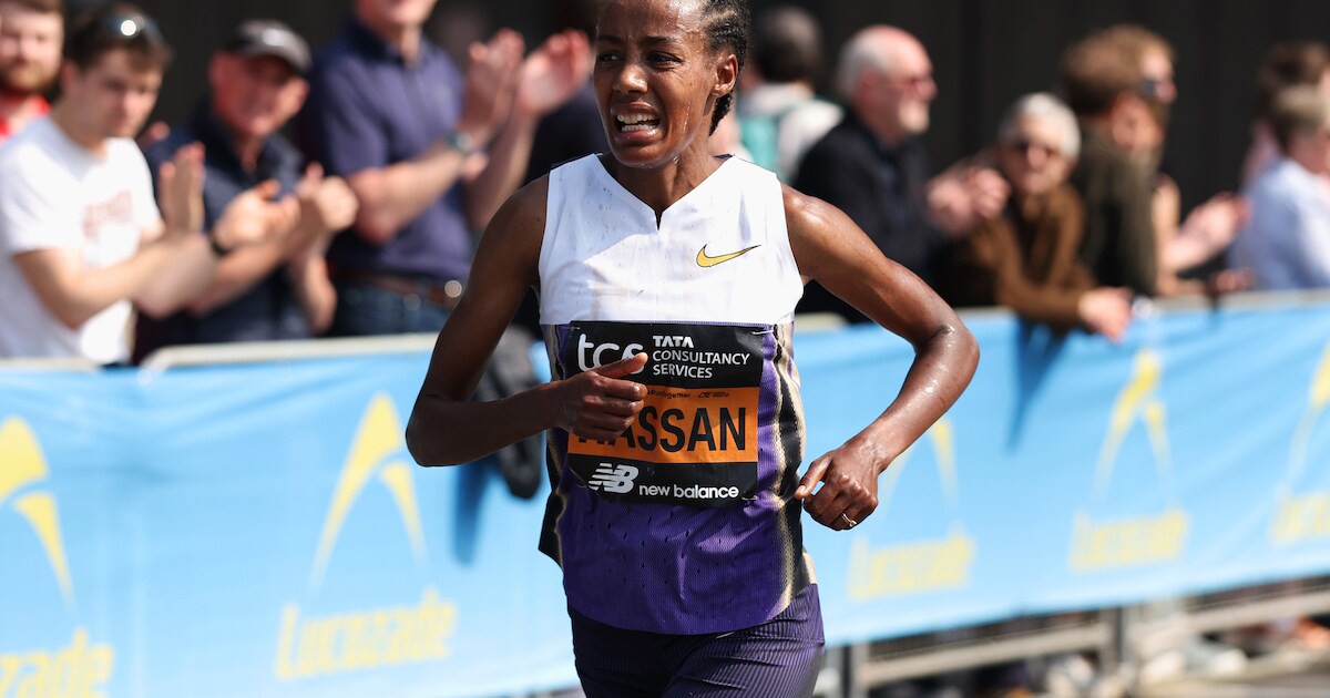 LIVE marathon New York | Sifan Hassan terug in de kopgroep, Abdi Nageeye jaagt op ...