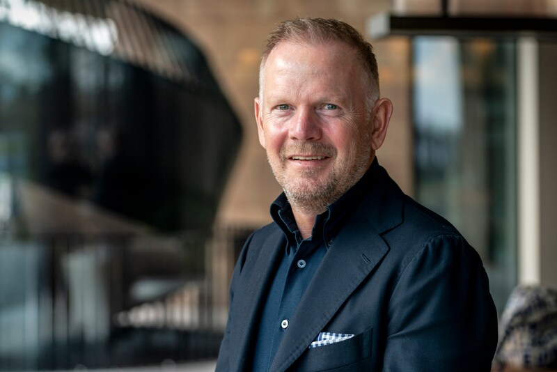 Nadat hij miljardair werd, volgde een ‘kloteperiode’; nu koopt Robert ...