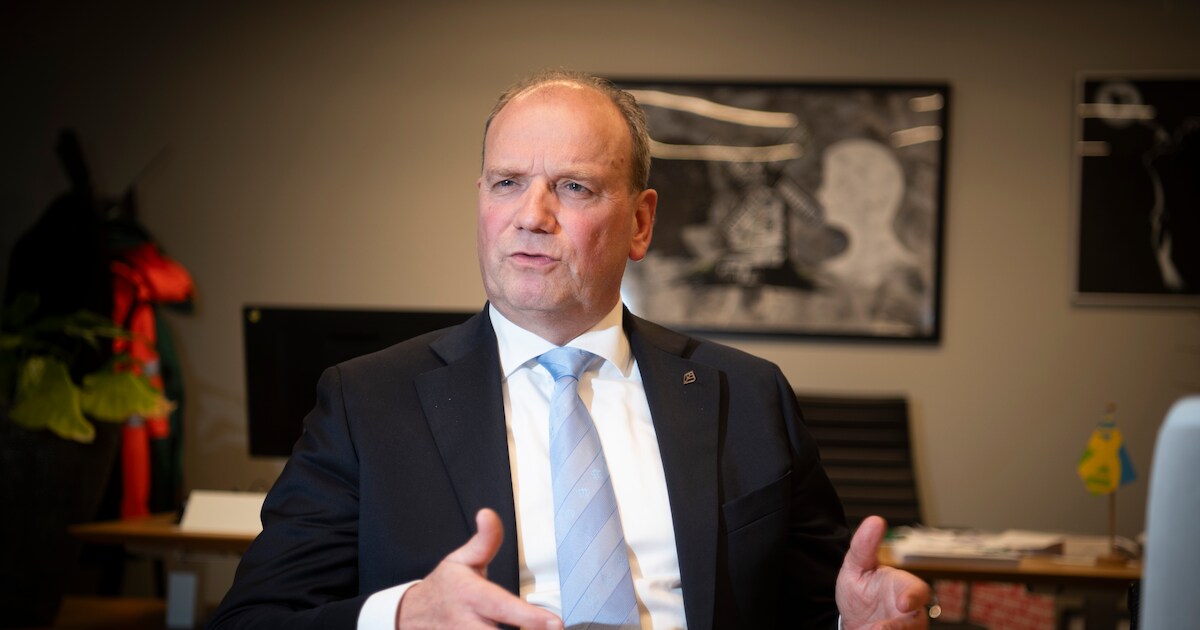 ‘Het is mislukt’: Nederlandse burgemeesters slaan alarm om verwarde ...