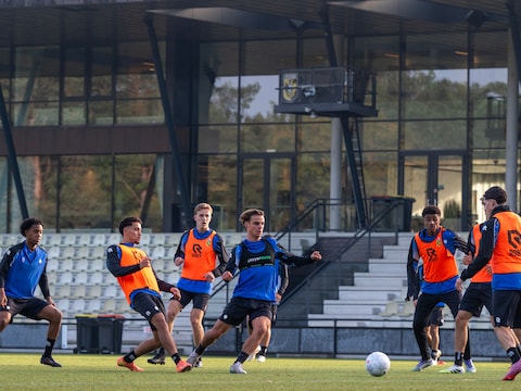 Vitesse wint zaak over vertrokken jeugdspelers en krijgt meer geld ...
