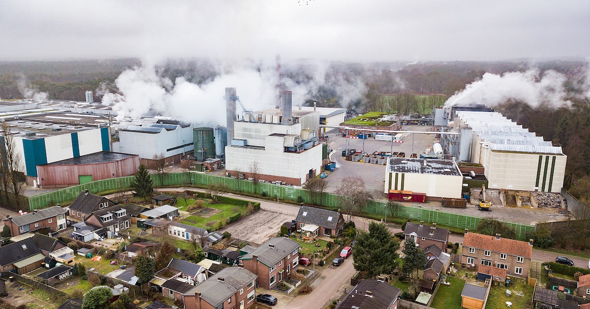 Papierfabriek in Eerbeek sluit, 185 banen verdwijnen: ‘Een zwarte dag voor Eerbeek’ | Brummen ...