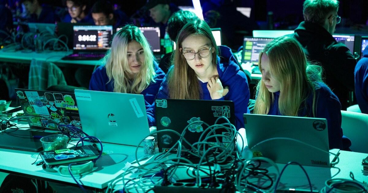 Lantaarnpalen en matrixborden hacken als dienst aan de gemeente: ‘Het is het ondergeschoven ...