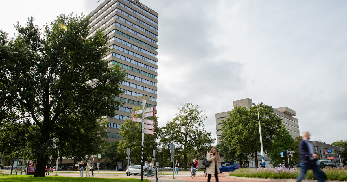 Studente in burn-out na appjes hoogleraar, nu vertrekt hij | Nijmegen ...